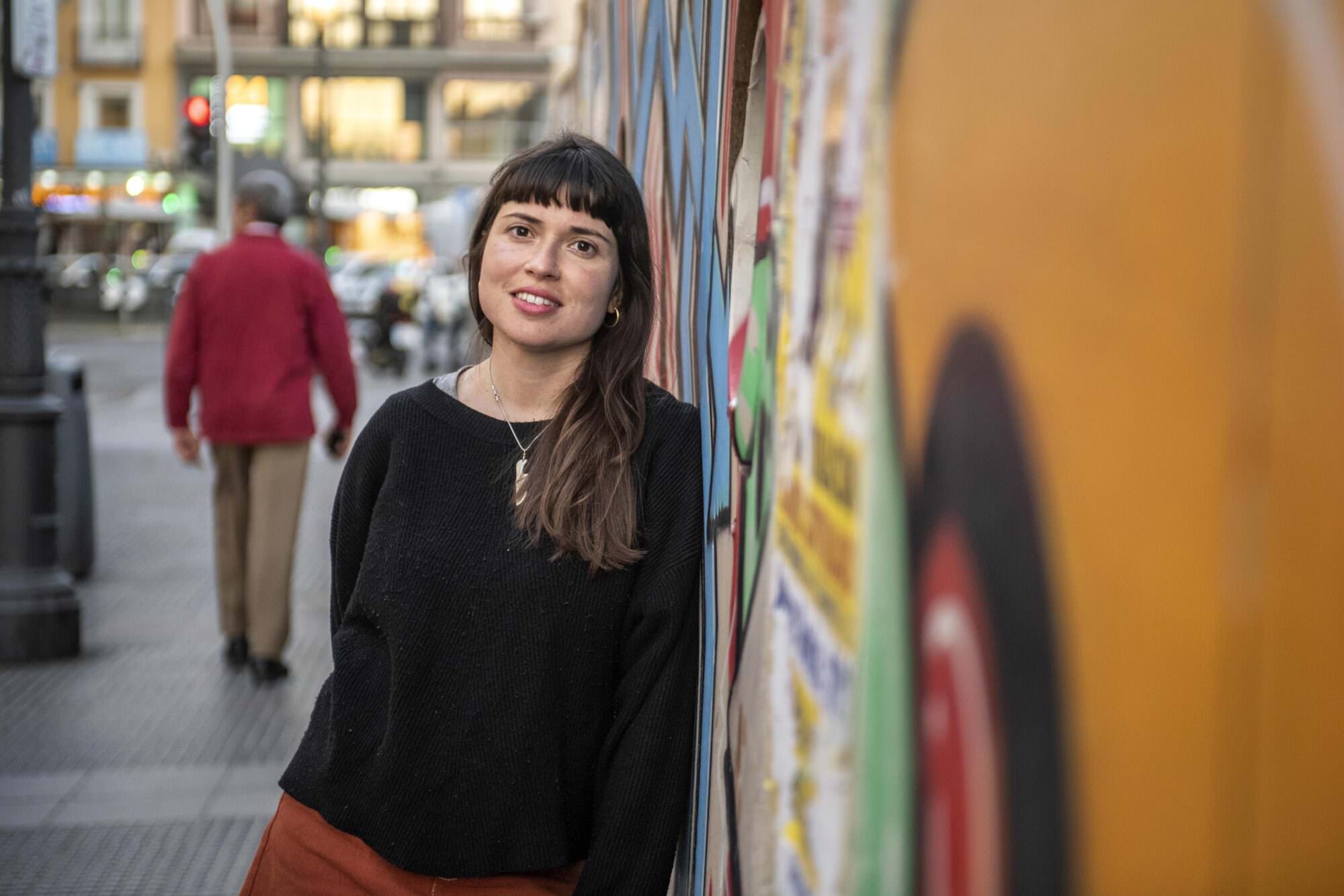 Ana Penyas: "Los anuncios reflejan lo que se le dice a la sociedad que ...