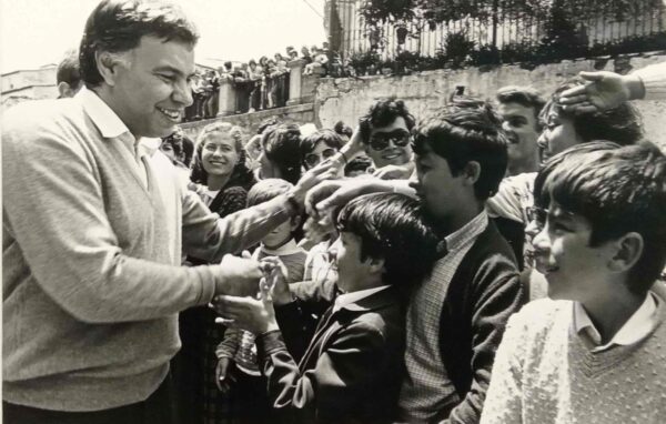 Rafa Sámano evoca fotográficamente los ecos de la Transición española ...